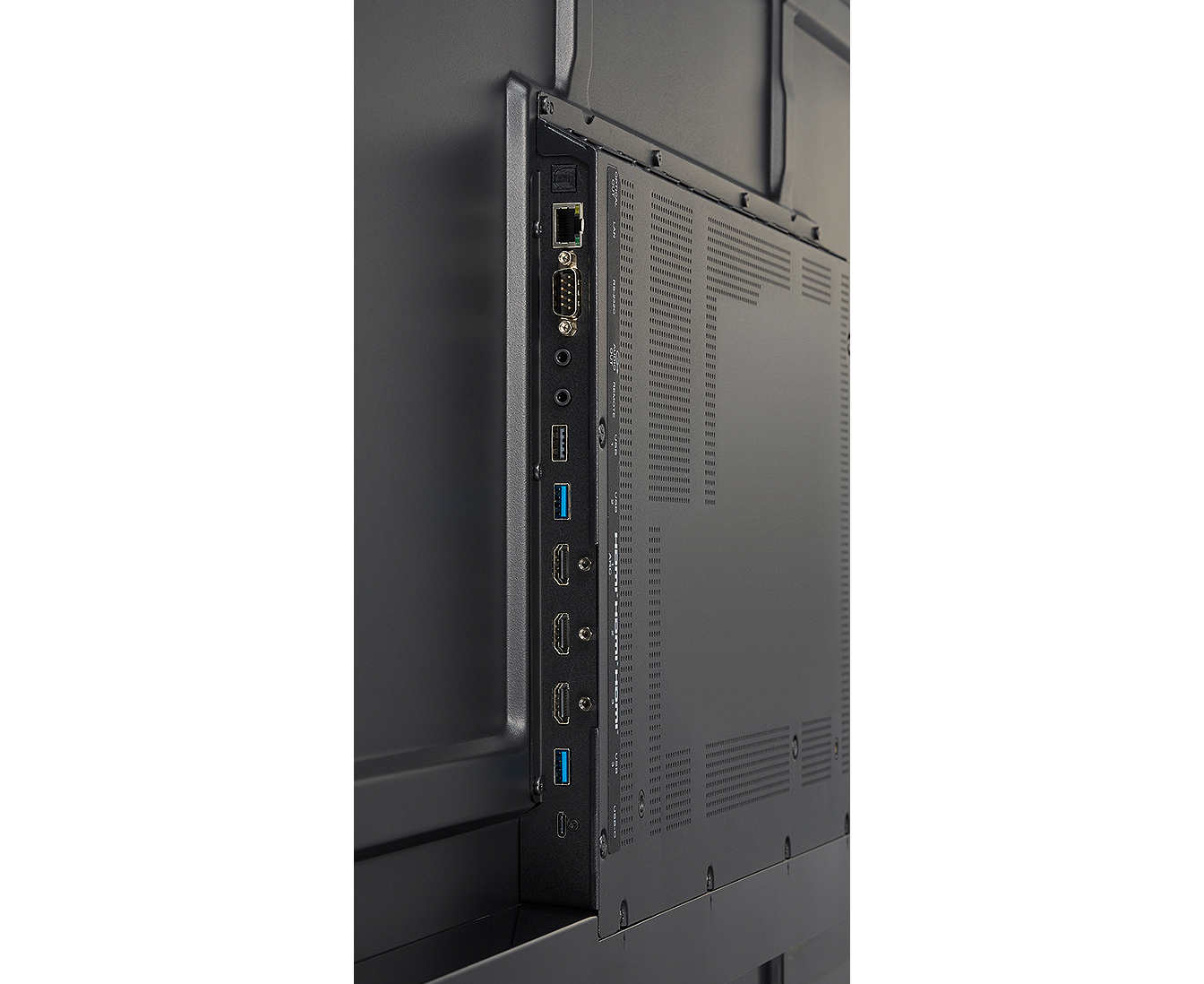 55-inch Ultra HD Commercial Signage Display (PN-ME552)